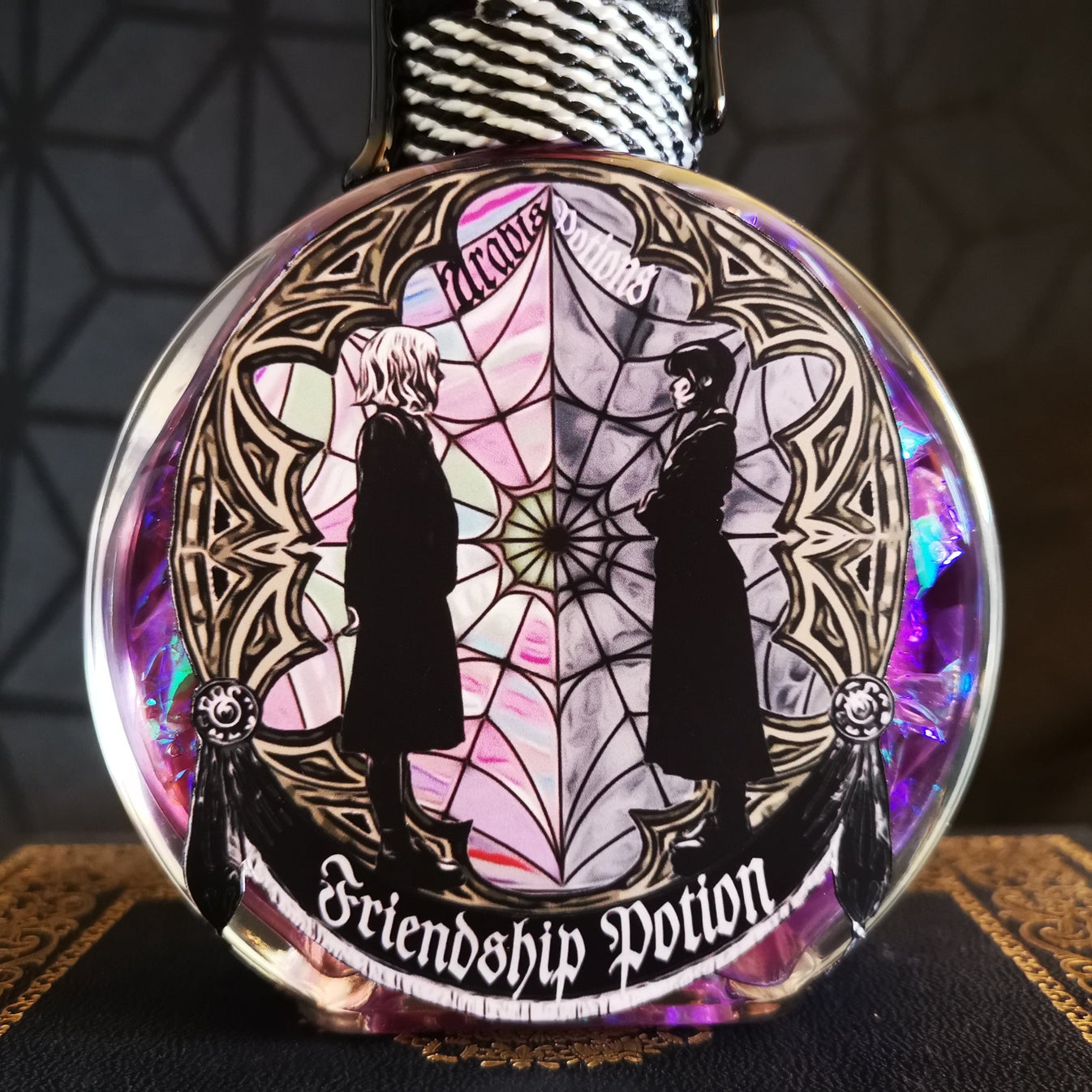 Friendship Potion (Addams) – Aravis Potions