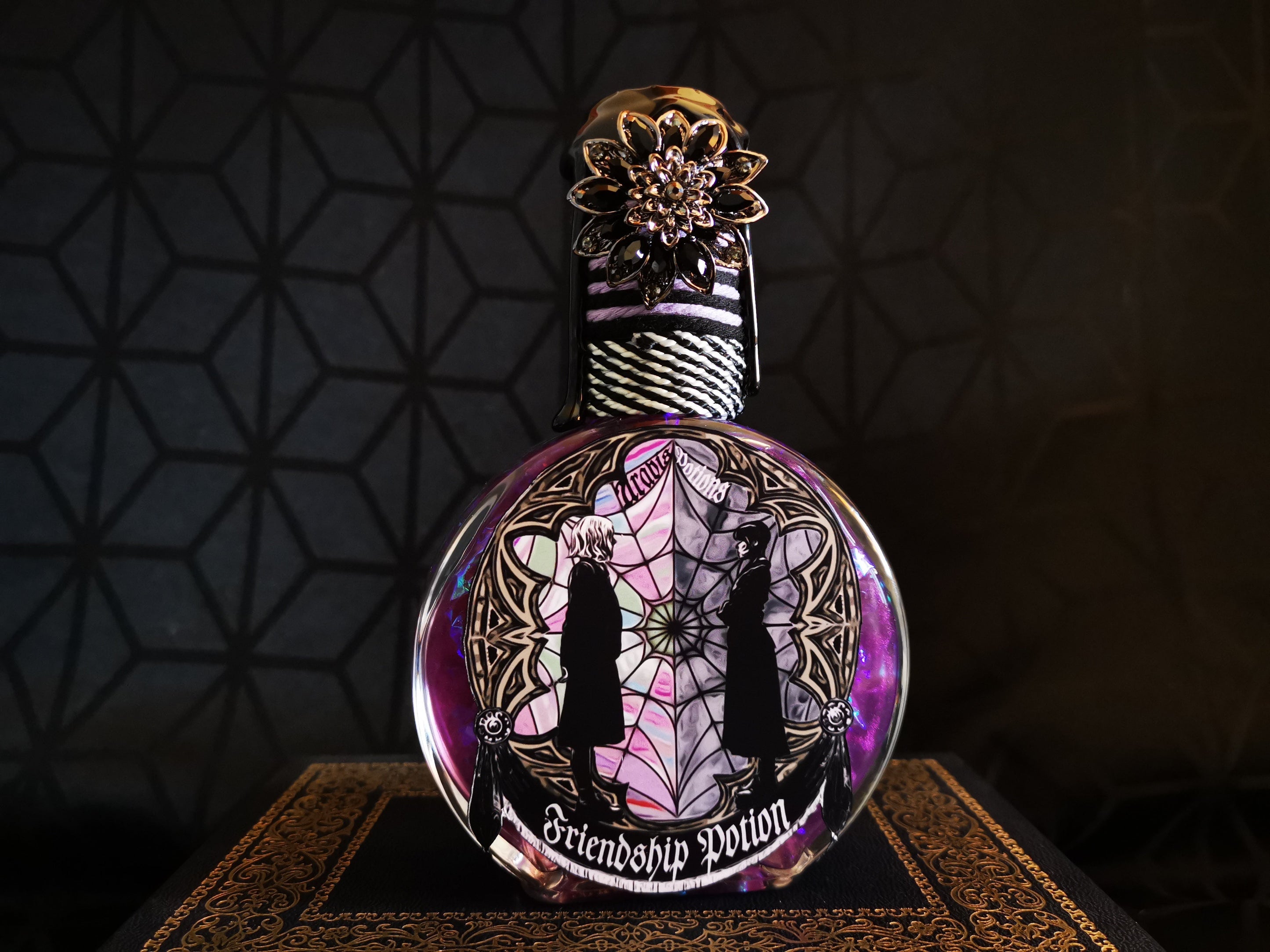 Friendship Potion (Addams) – Aravis Potions